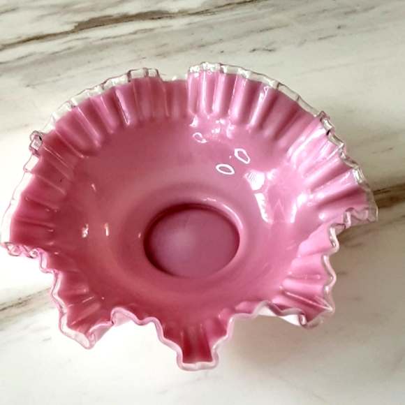 Fenton | Accents | Hifenton Silvercrest Pink White Glass Crimped ...